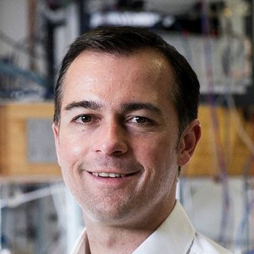 Quantum Computing Application Cluster – Combining expertise in quantum hardware and software and ...